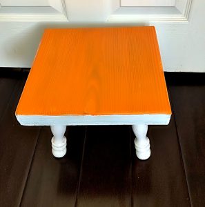 Gold Dipped Step Stool Makeover - My Uncommon Slice of Suburbia