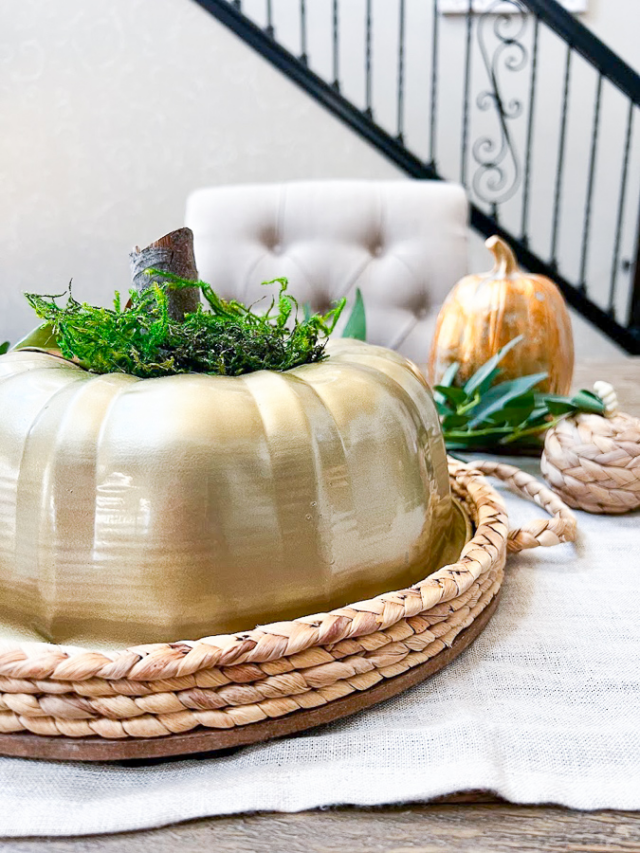Upcycled Bundt Pan Pumpkin Craft Fall DIY - My Uncommon Slice of Suburbia